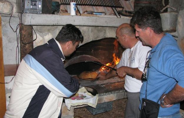 Learn To Cook Peka - Boutique Hotel Intermezzo Pag - Pag Island